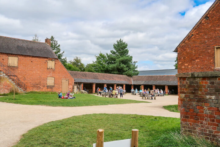 How to Visit Calke Abbey and Calke Abbey Walks To Do!