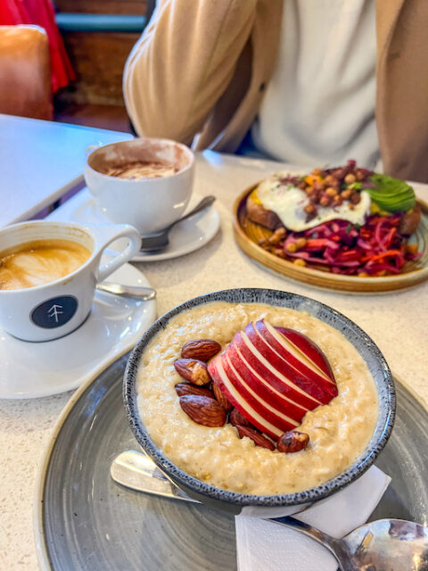 10 BEST Cafes in Harrogate For Coffee, Brunch & Lunch!