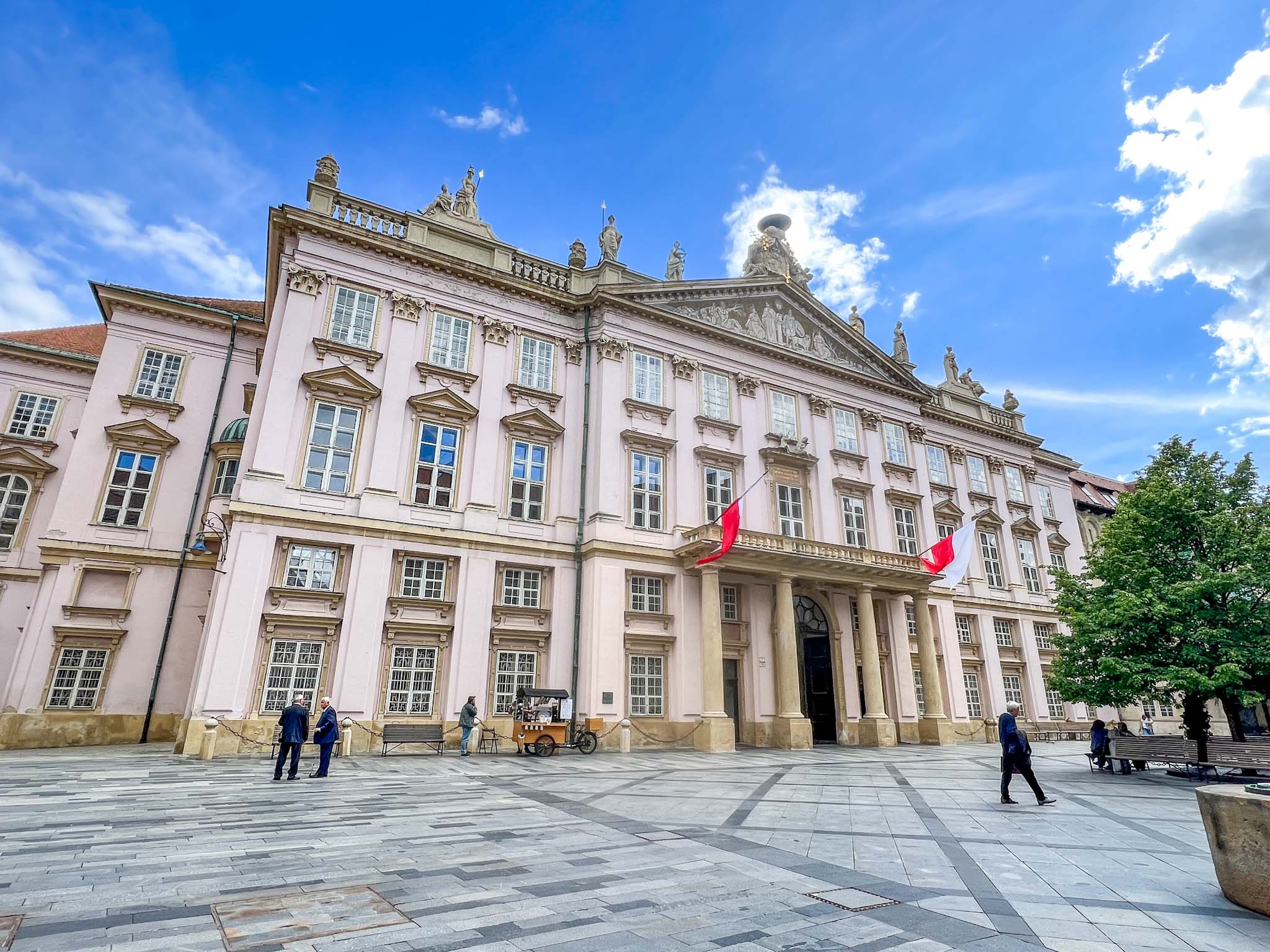 PERFECT One Day in Bratislava Itinerary - Things To Do in 1 Day!