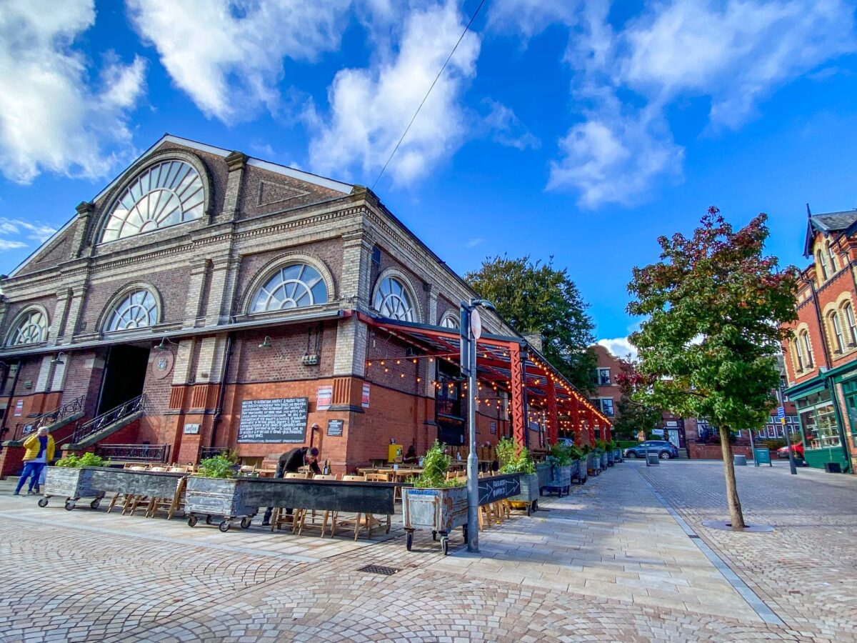 18 Top Things To Do in Altrincham and Nearby From a Local