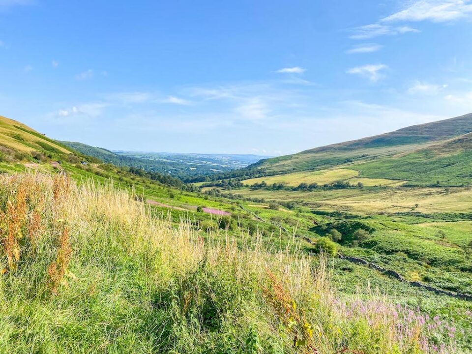10 TOP Day Trips From Cardiff By Train to Beaches, Towns & Mountains ...